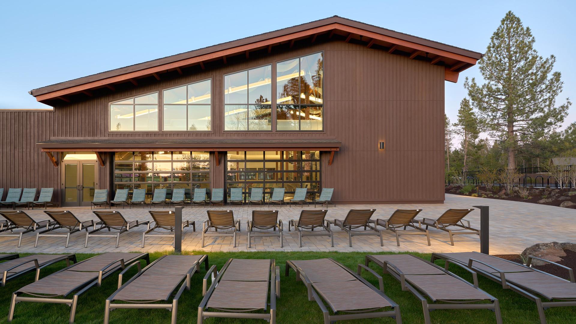 The Cove Family Aquatics Center - Sunriver, Oregon » ALSC Architects